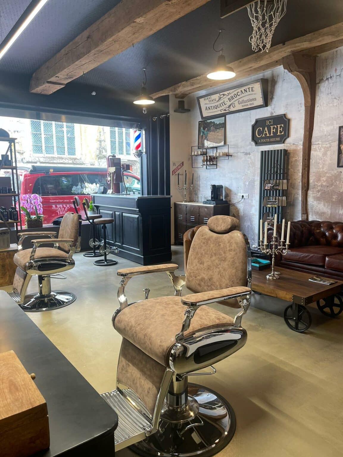 Houdan - Barbier salon de coiffure - Les Hommes ont la Classe